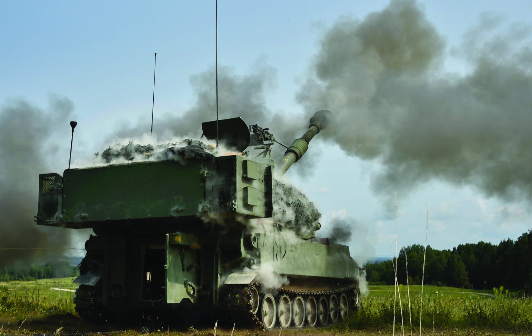 USA Armytests its new supergun extended range cannon artillery ...