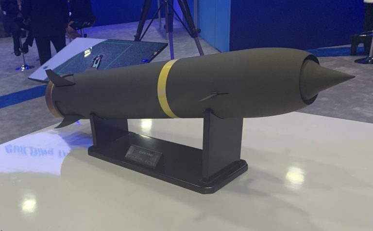 Boeing successfully test fires 155mm hypersonic long-range artillery ...