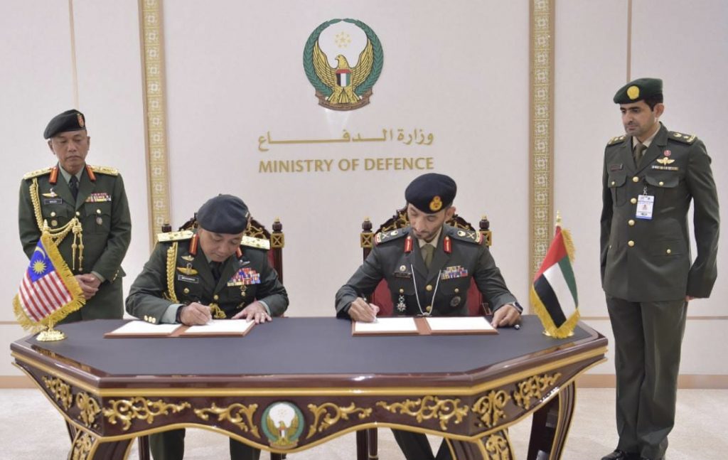 Commander of UAE Land Forces receives Deputy Commander of Malaysian ...