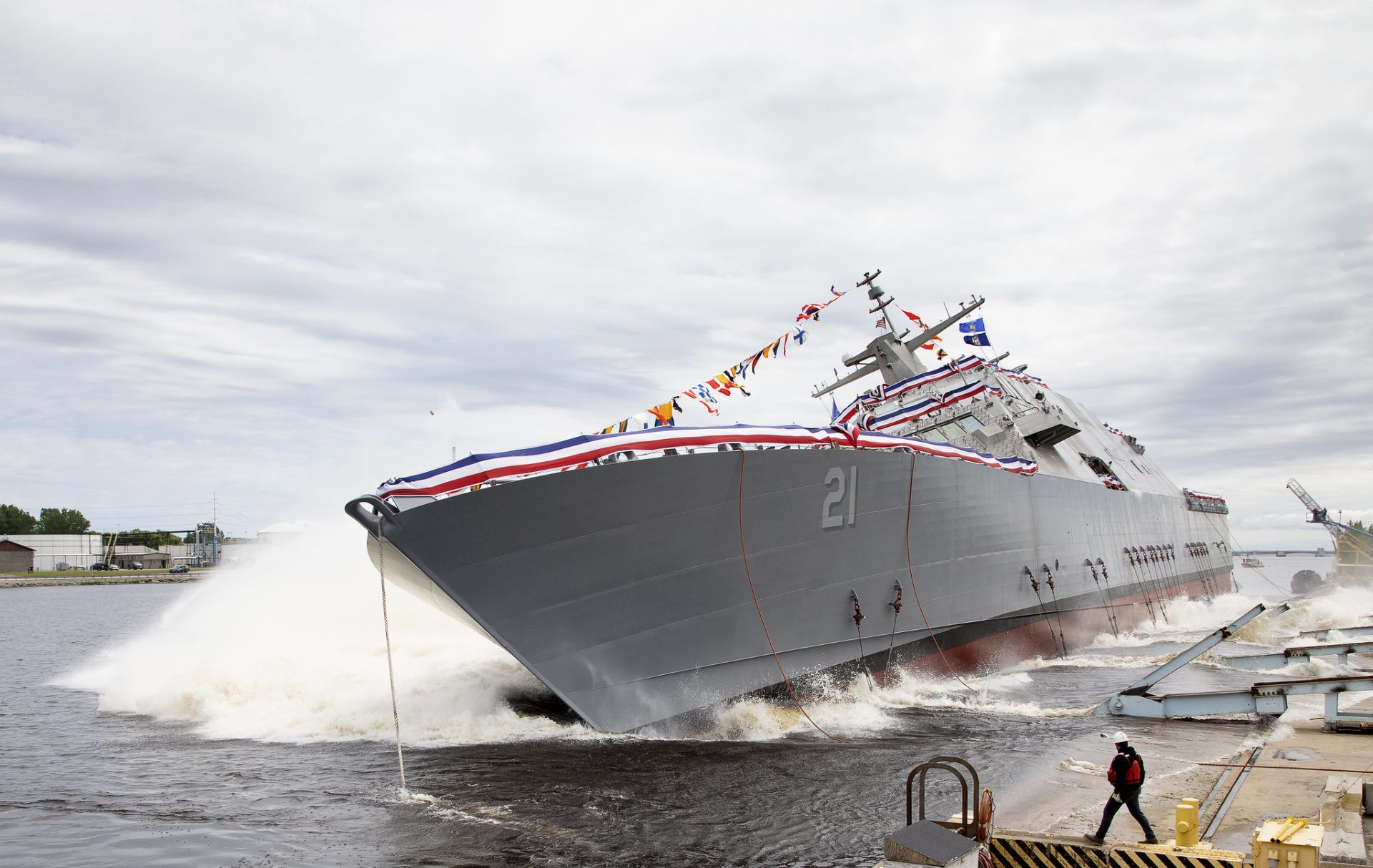 US Navy launches Freedom-class advanced ship – Aljundi Journal – A ...