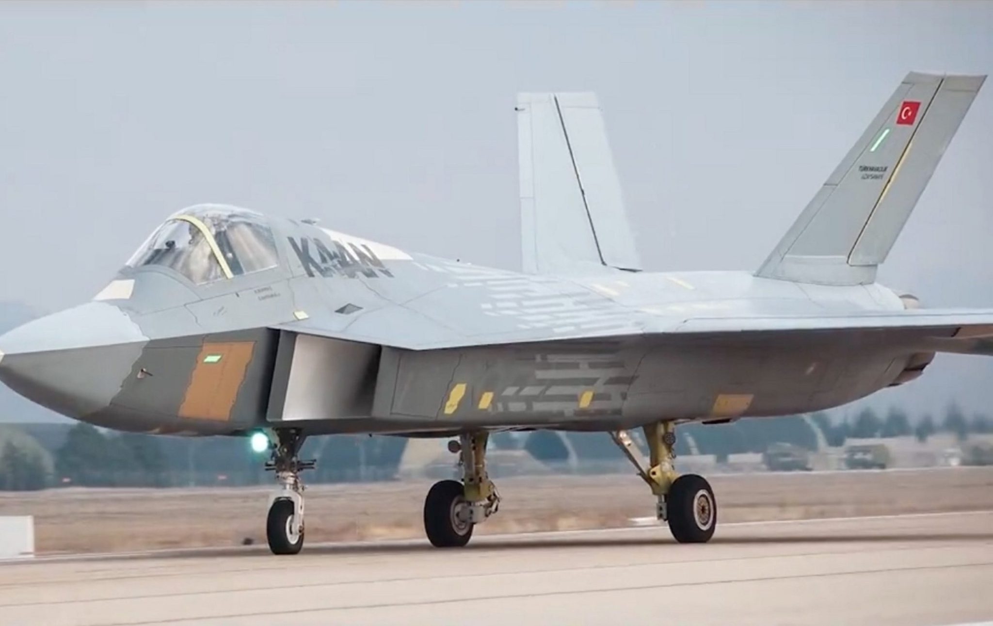 Turkey Announces Successful Maiden Flight of “Kaan” Fighter Jet ...