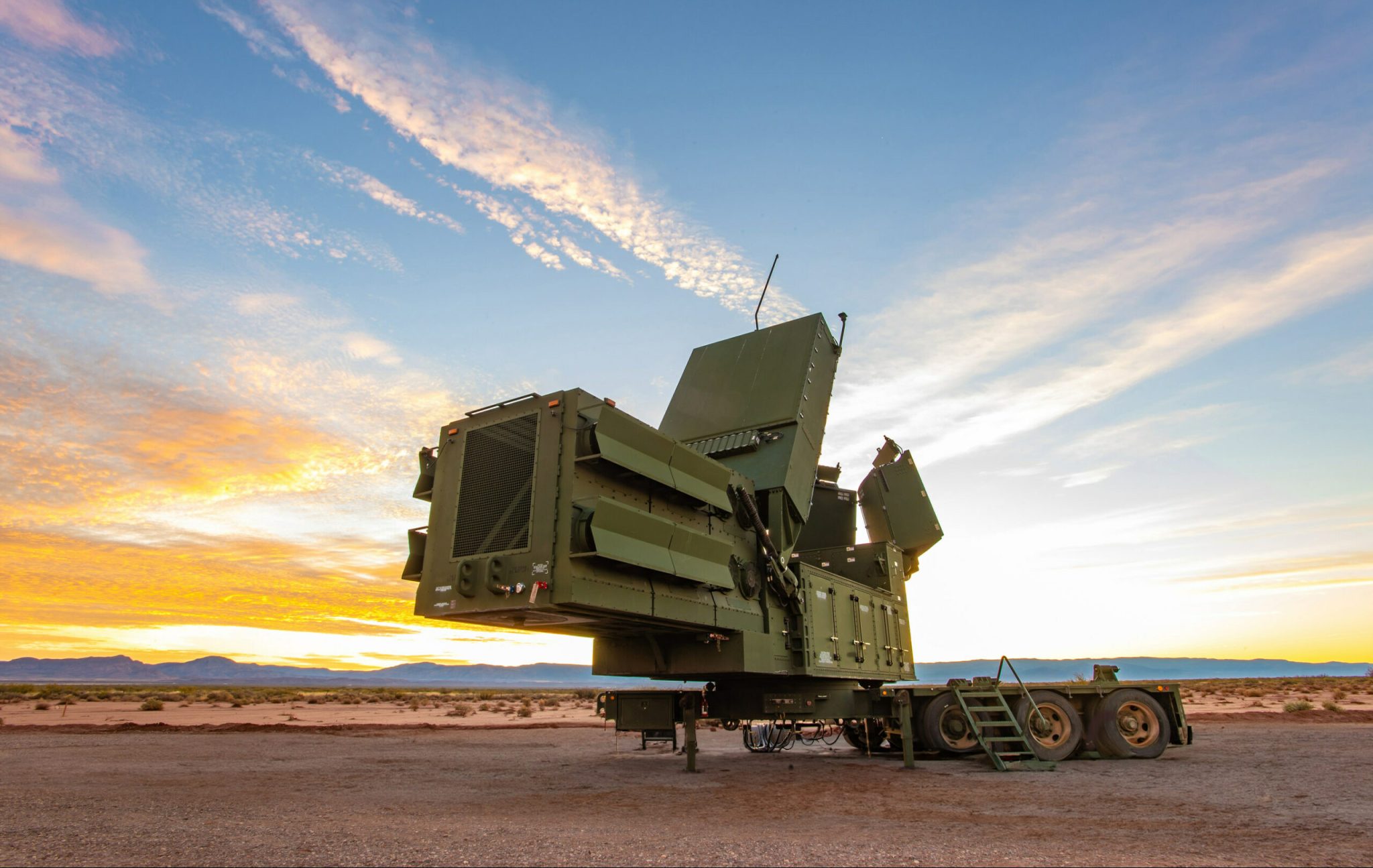 Raytheon’s Air & Missile Defence Sensor Succeeds in Tracking and ...